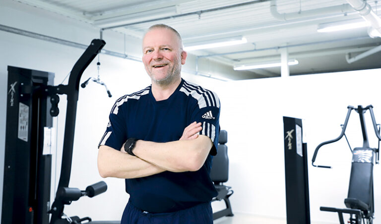 Valokuvausta harrastava fysioterapeutti viihtyy vapaa-ajallaan ...